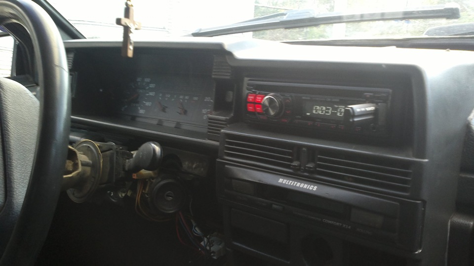 №3 Alpine CDE-120RR — Lada 21093i, 1,5 л, 2001 года | автозвук | DRIVE2