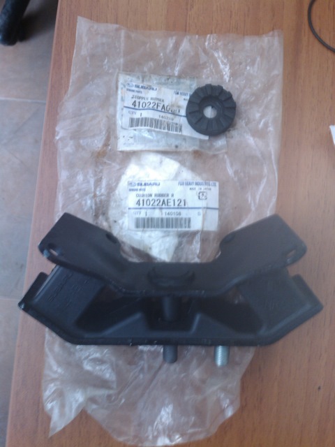 41022AE121 Опора двигателя задняя OEM SUBARU | Запчасти на DRIVE2