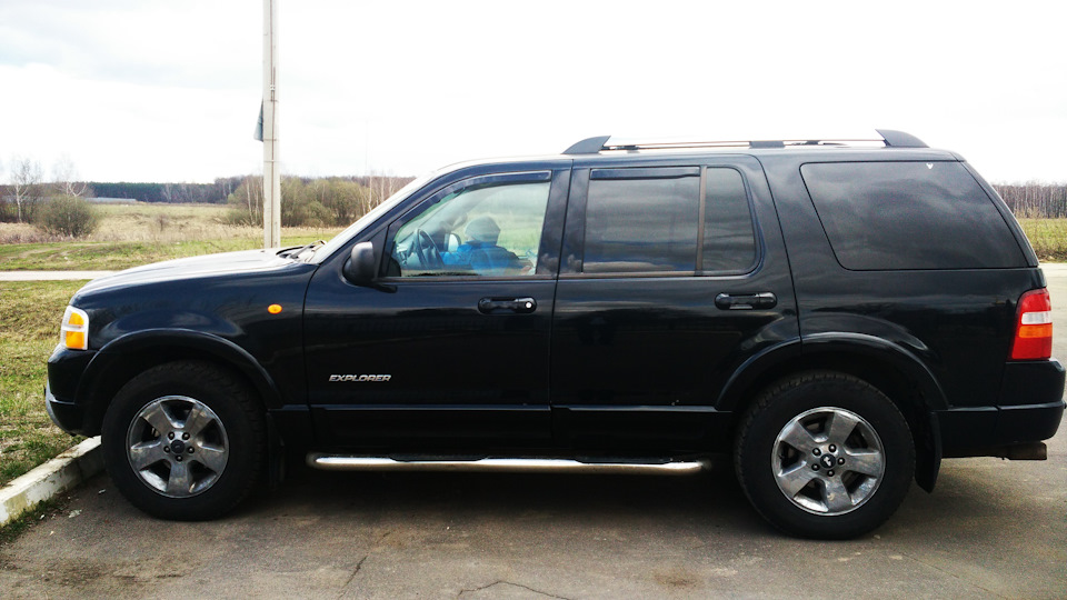 Ford Explorer (3G) 4.6 бензиновый 2005 | 4,6 -вполне достаточно на DRIVE2