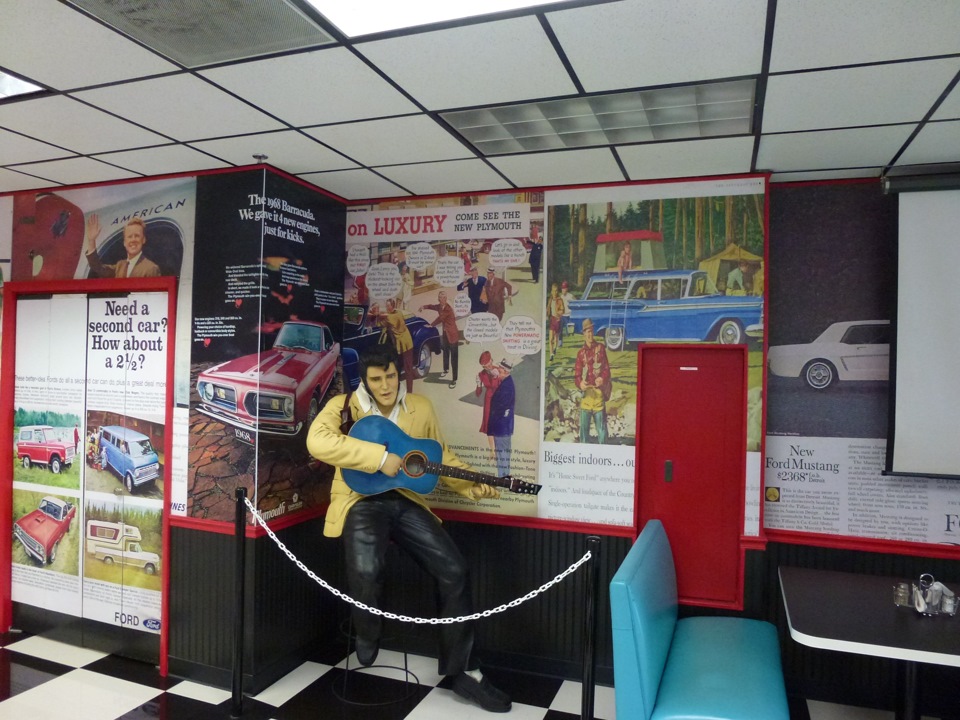 Музей ретротехники Dezer Collection, CША, Флорида — Сообщество «Ретро-автомобили СССР» на DRIVE2