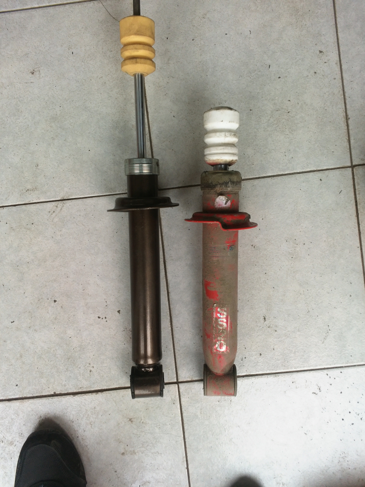 Натёрло))) — Lada Гранта (1G), 1,6 л, 2016 года | тюнинг | DRIVE2