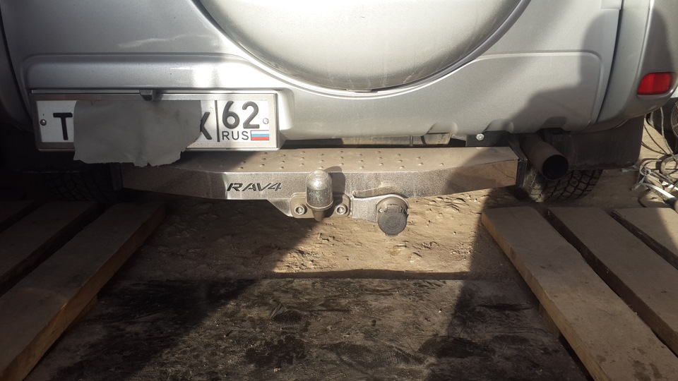 фаркоп — Toyota RAV4 (II), 2 л, 2002 года | аксессуары | DRIVE2
