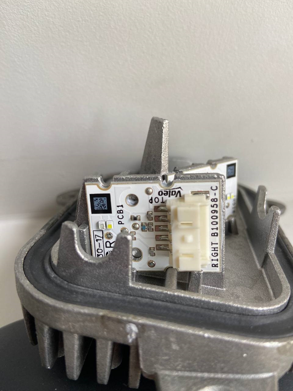 Блок Led подсветки передних фар. — BMW 3 series Gran Turismo (F34), 2 л ...