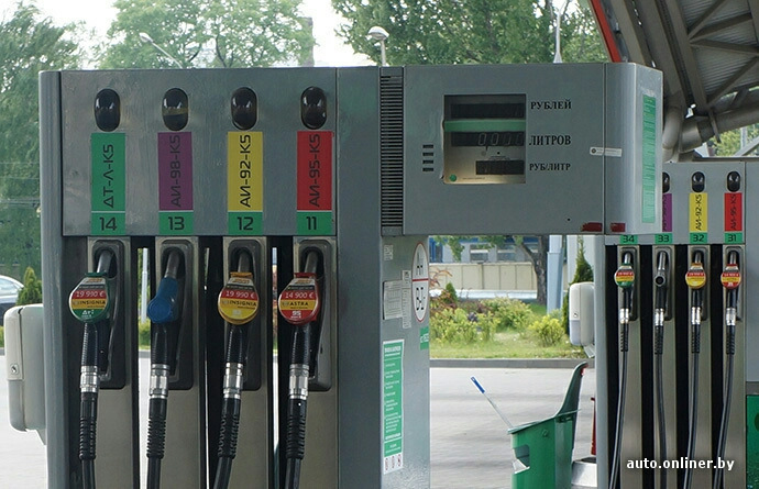 А каким бензом вы заправляете? — Audi 100 (C3), 1,8 л, 1984 года ...