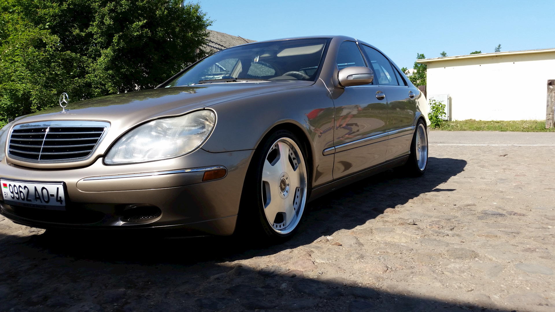 ребята я обратно с вами! — Mercedes-Benz S-Class (W220), 4,3 л, 2000 года | наблюдение | DRIVE2