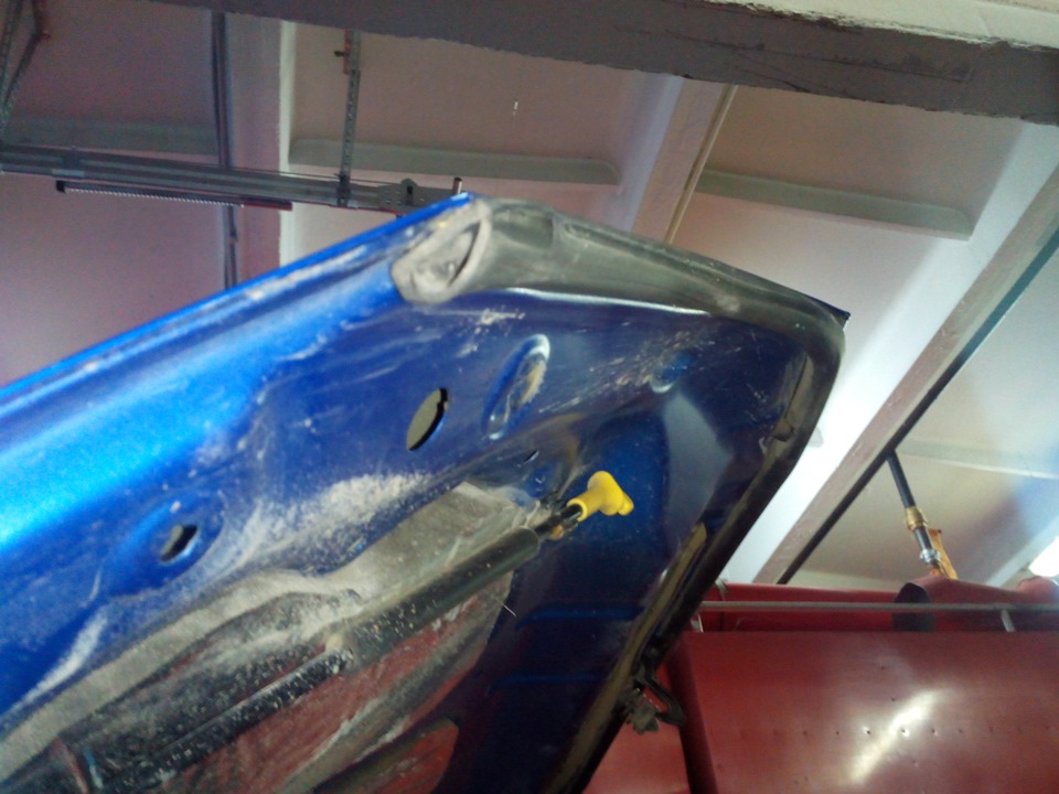 Уплотнительная резинка под капот — KIA Rio (2G), 1,4 л, 2010 года ...