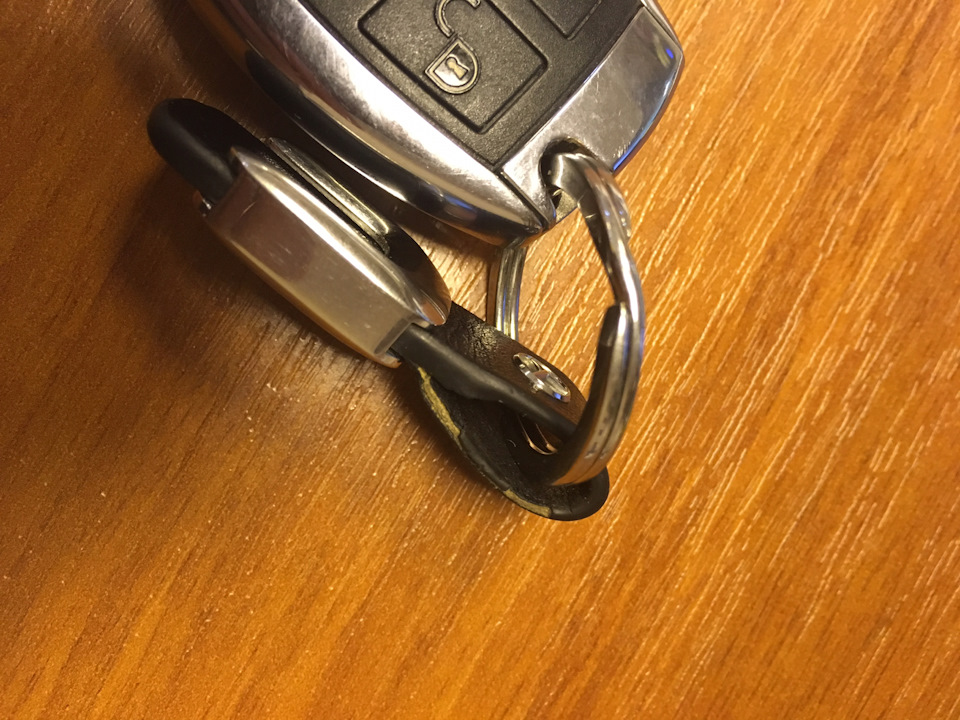 Аксессуары. Это такое качество? — Mercedes-Benz C-Class (W205), 2 л ...