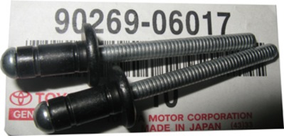 Ремонт лючка бензобака — Toyota Camry (XV40), 2,4 л, 2007 года ...