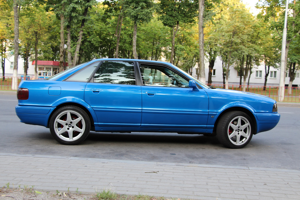 Ее не узнать) — Audi 80 (B4), 2 л, 1993 года | фотография | DRIVE2