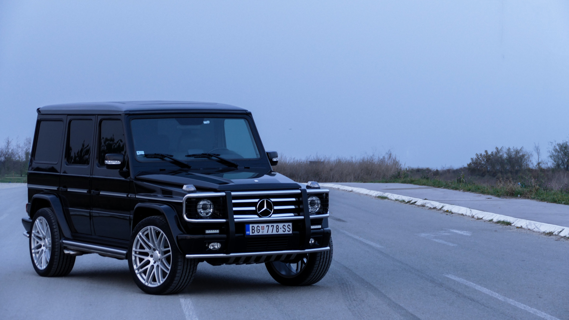 Video set with the new summer wheels before the winter comes — Mercedes-Benz G-Class (W463 1G ...