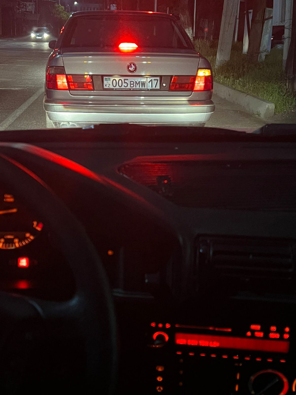 Папарацци — BMW 5 series (E34), 3 л, 1992 года | фотография | DRIVE2