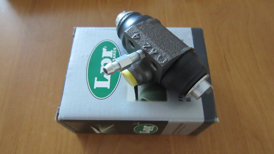 3A0611053 Цилиндр тормозной задний (20,64мм) / AUDI 80/100, SEAT, SKODA ...