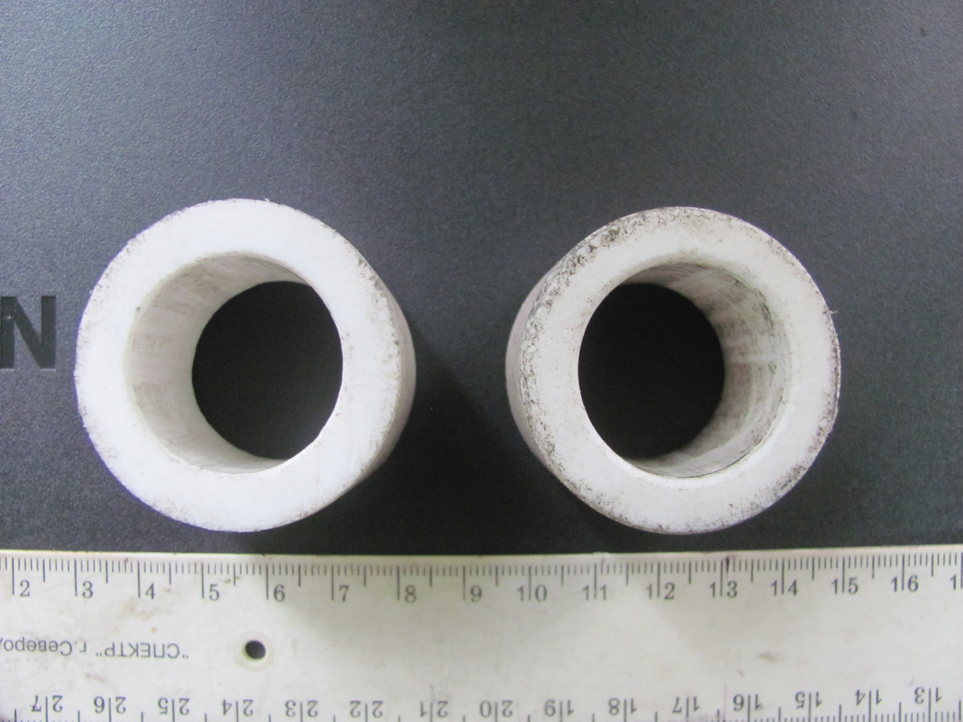 Вот они втулки в рейку 2141 из фторопласта 2 шт — DRIVE2