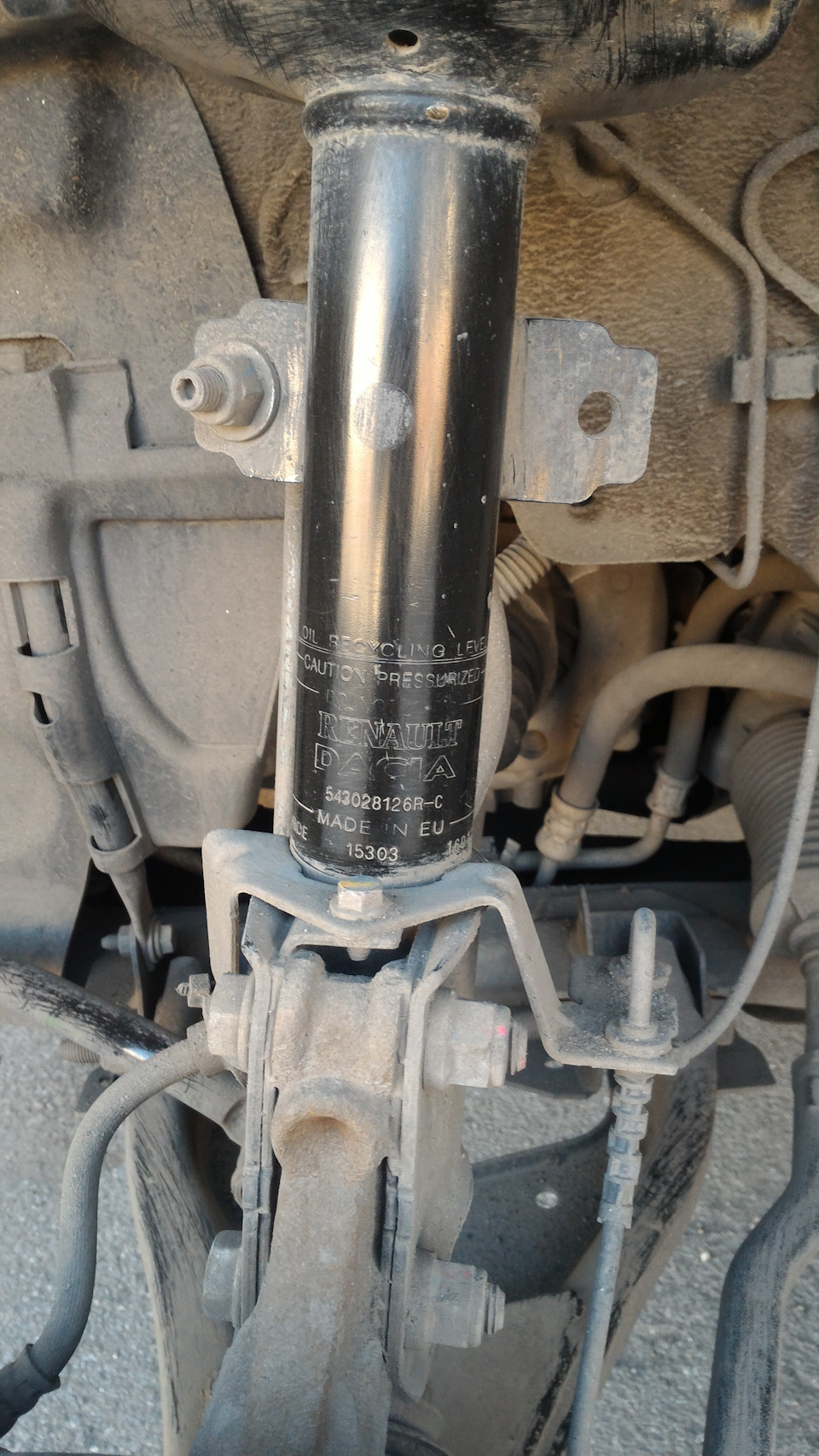 543028126R Амортизатор пер RENAULT | Запчасти на DRIVE2