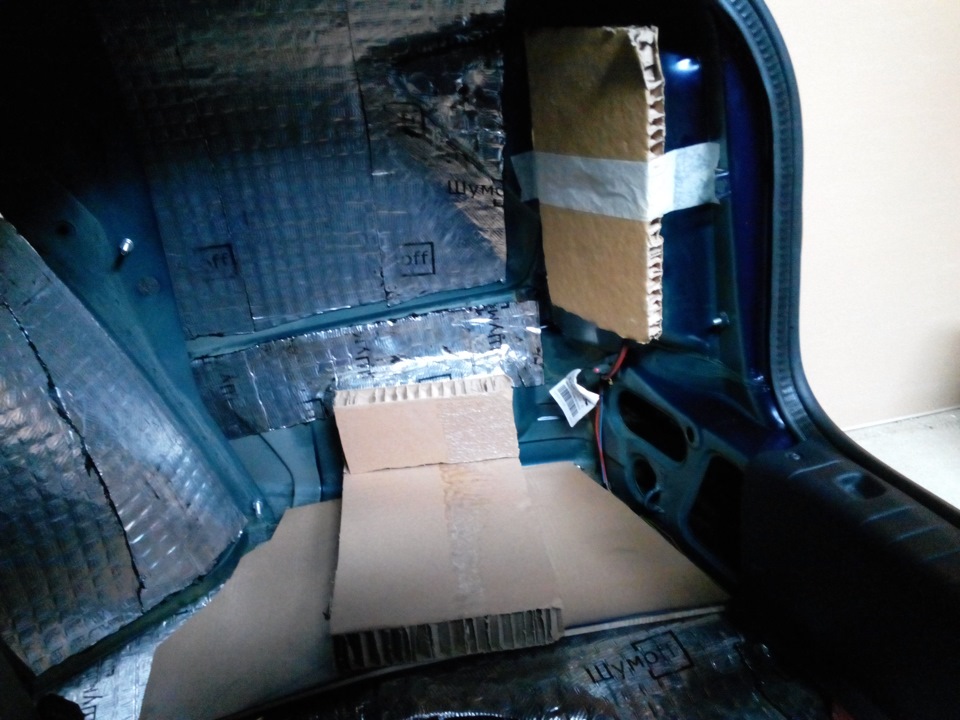 Сабвуфер-стелс. Сиквел. 1. — Lada Гранта (1G), 1,6 л, 2012 года ...