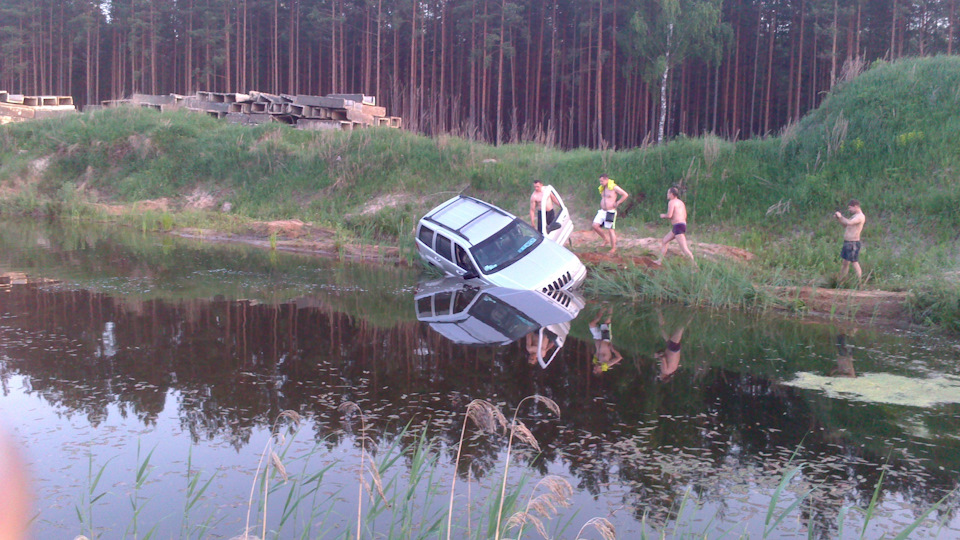 spasali testiruemij dzip — Hyundai Galloper, 2,5 л, 1998 года | тест ...