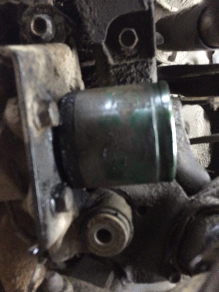 Замена сальника шруса — Opel Frontera B, 2,2 л, 2000 года | расходники ...