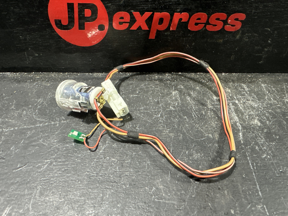 61349136468 Гнездо прикуривателя BMW | Запчасти на DRIVE2