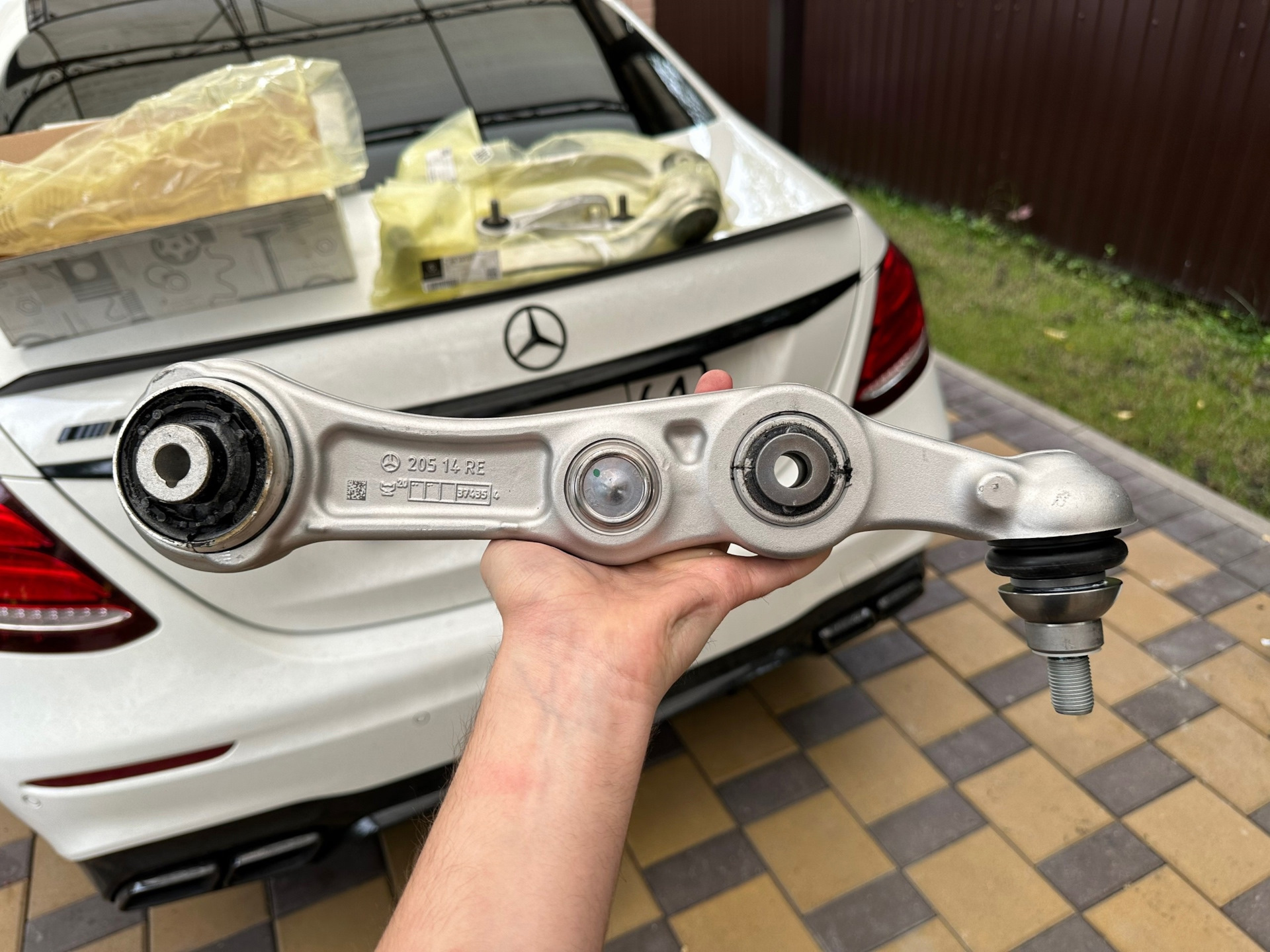 Замена передних рычагов, ТО в нынешних реалиях — Mercedes-Benz E-Class ...