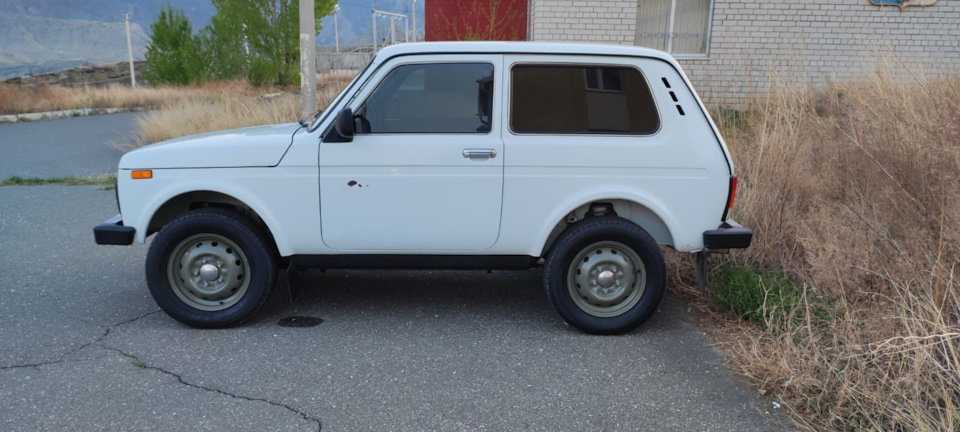 Белшина BEL-330 Artmotion 215/65 R16 — Lada 4x4 3D, 1,7 л, 2014 года ...