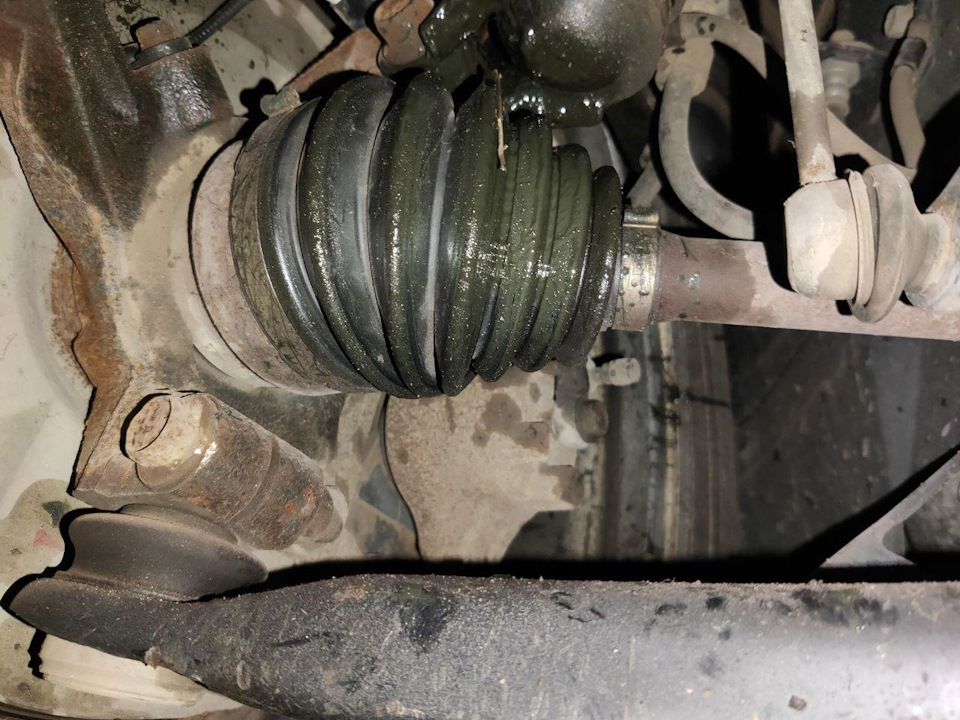 Подскажите пож аналог переднего наружного пыльника 3817A157 (фото с ...