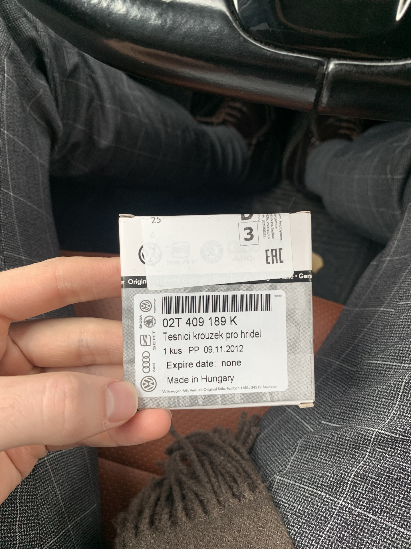 27. Замена сальников приводов. — Volkswagen Polo Sedan, 1,6 л, 2016 ...