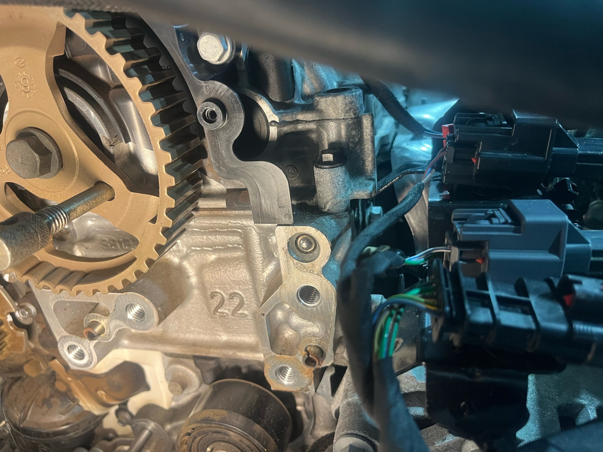 Замена ГРМ, воздушного фильтра + коды запчастей + фото работы — Ford ...