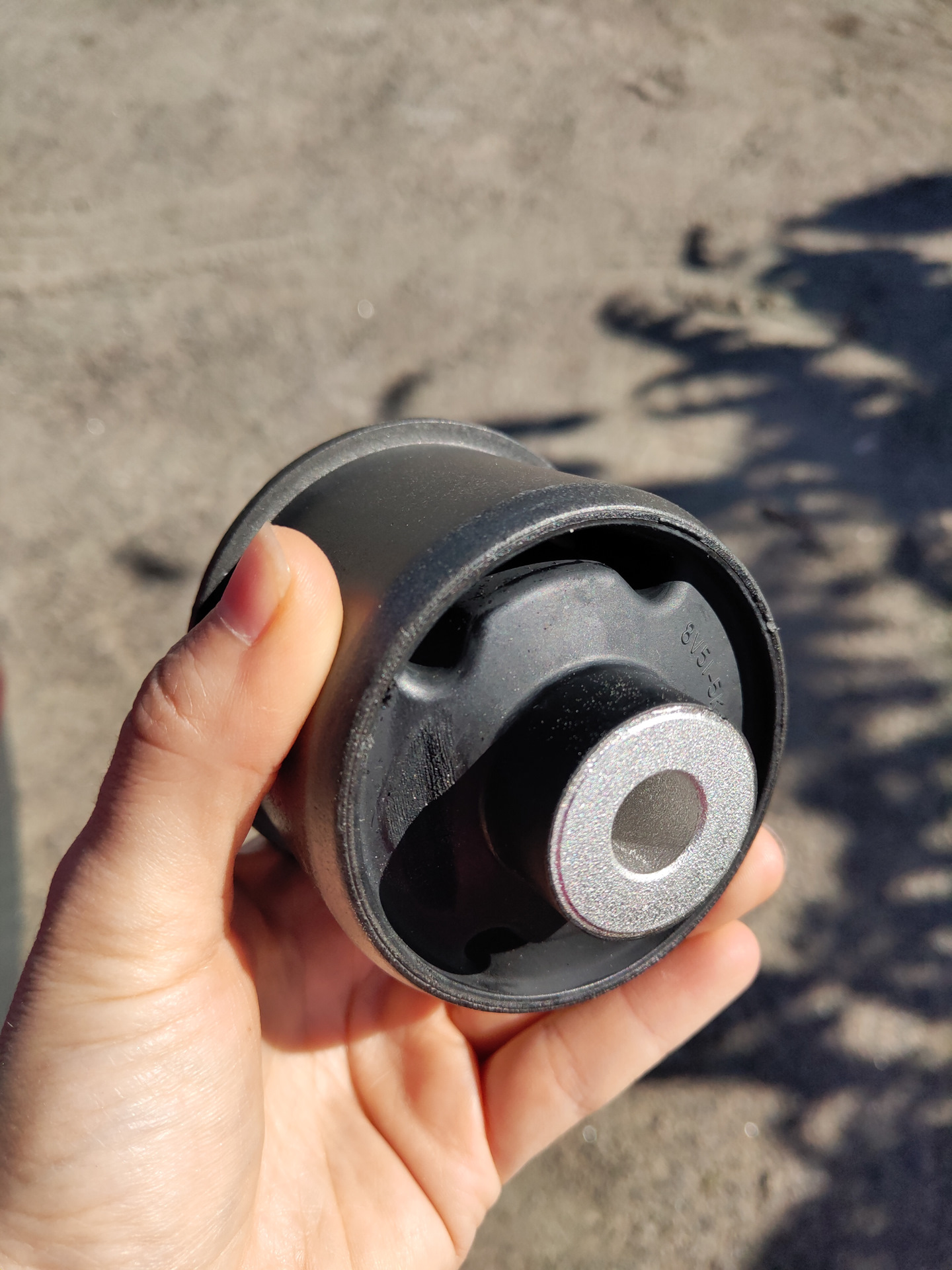 Замена сайлентблоков задней балки Ford Fiesta 2010 — DRIVE2