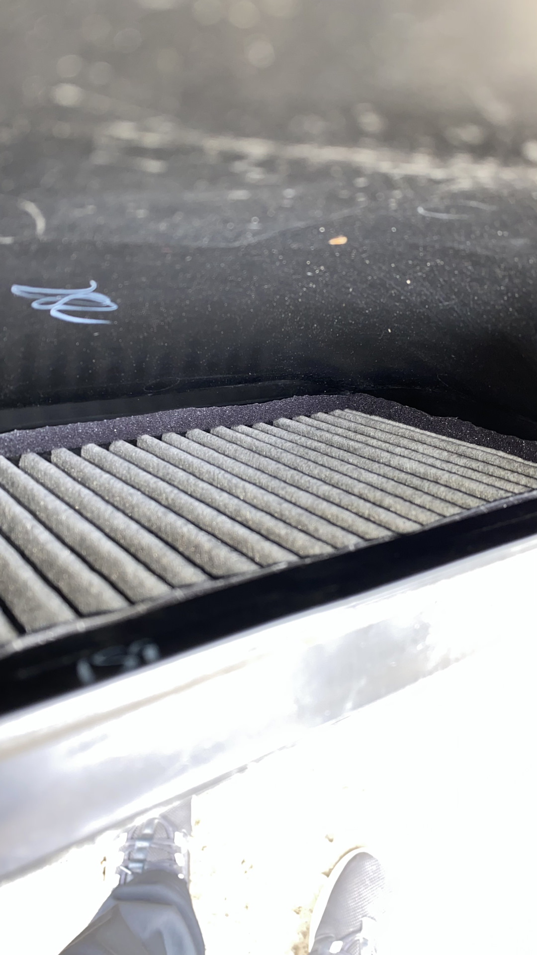 Герметизация фильтров салона. Пыль в салоне — BMW X5 (E70), 3 л, 2008 ...