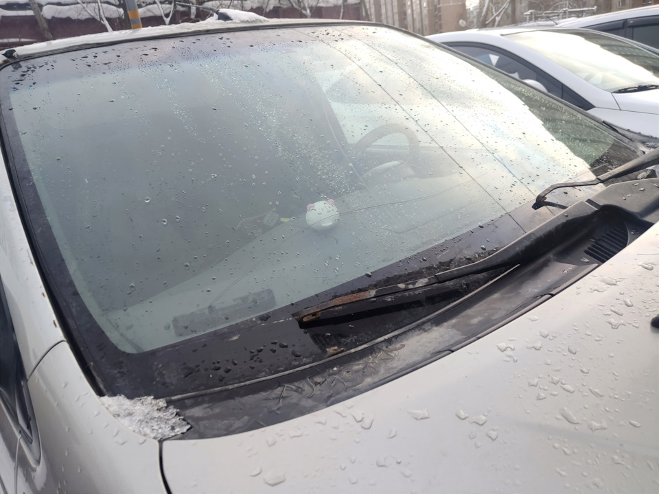 Смазка для дворников. — Toyota Prius (11), 1,5 л, 2002 года | своими ...