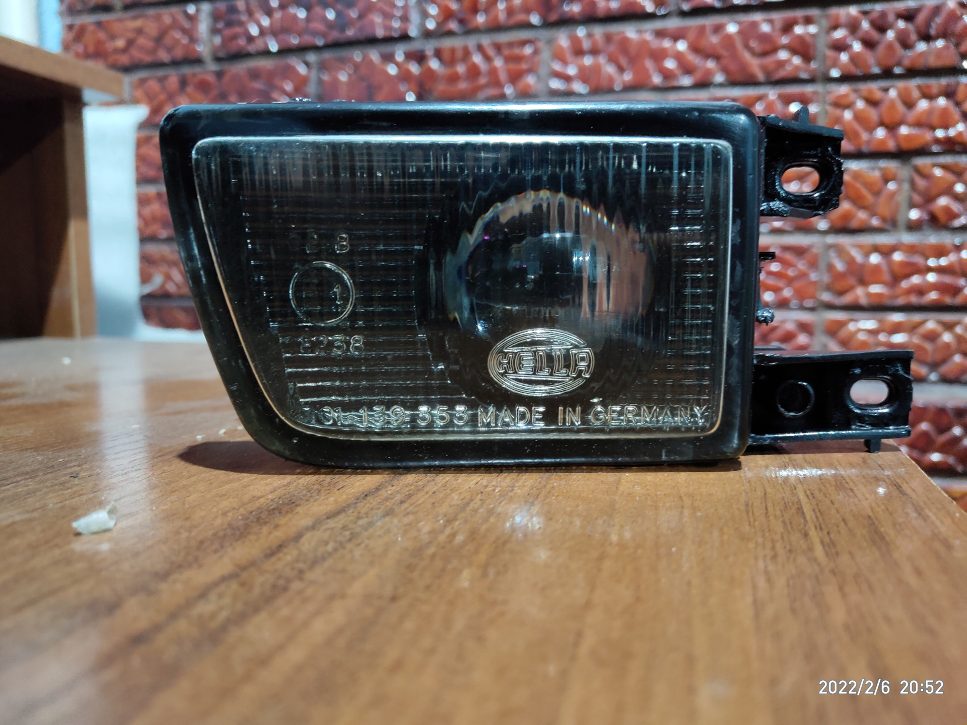 Сборка противотуманки hella — Volkswagen Golf Mk3, 1,6 л, 1996 года ...