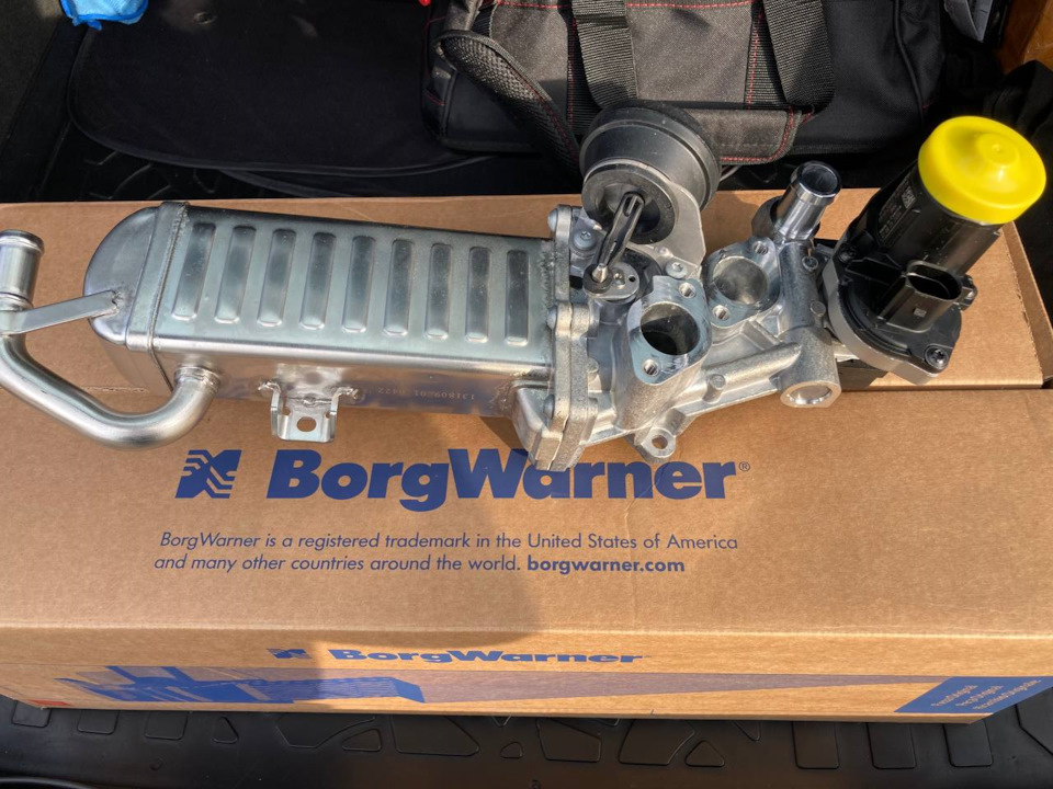 Замена того, от чего принято избавляться — Audi Q3 (1G), 2 л, 2013 года ...