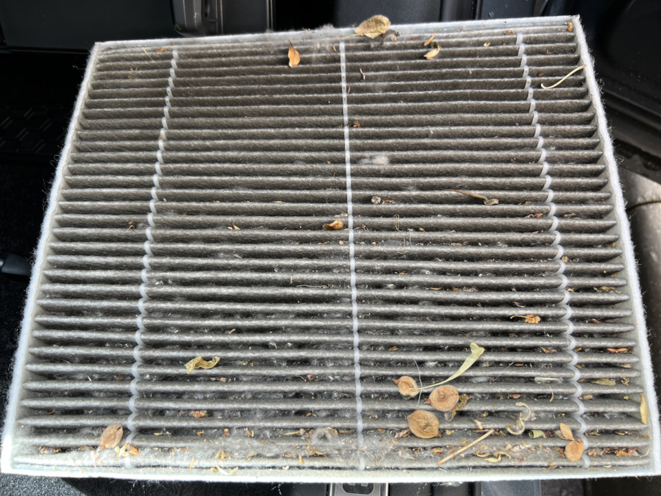 Салонный фильтр. — Geely Monjaro, 2 л, 2022 года | расходники | DRIVE2