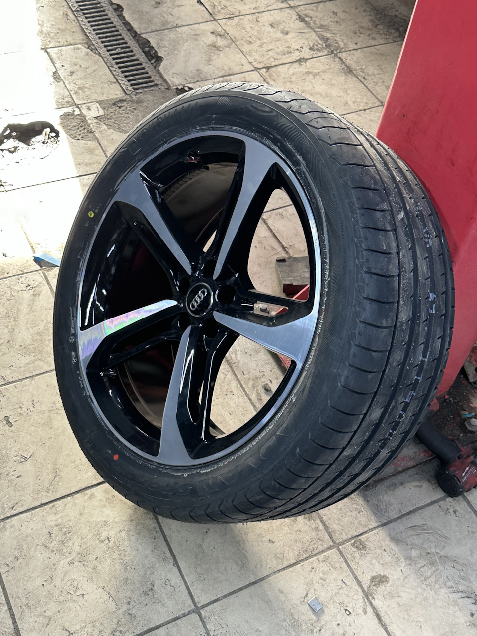 Подвеска и мелочи — Audi Q7 (2G), 3 л, 2017 года | визит на сервис | DRIVE2