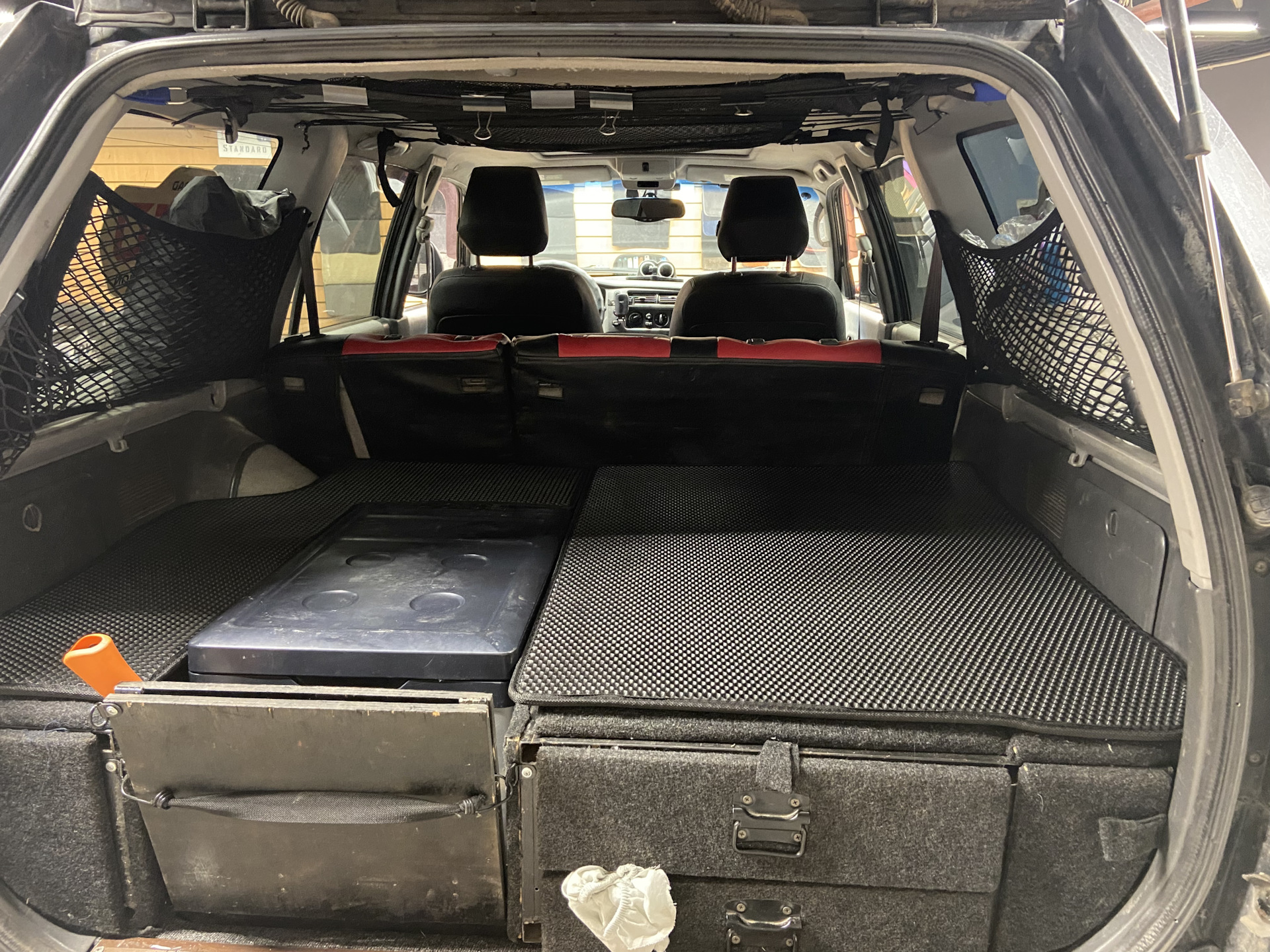 Эва коврики на спальник в багажник — Mitsubishi Montero Sport (1G), 3 л ...