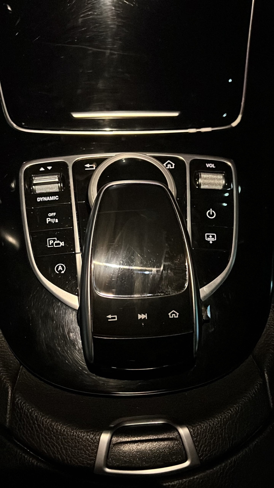 Тонировка панорамы и восстановление центральной консоли — Mercedes-Benz ...