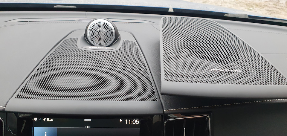 Улучшил звук Harman Kardon, замена центрального динамика на Bowers ...