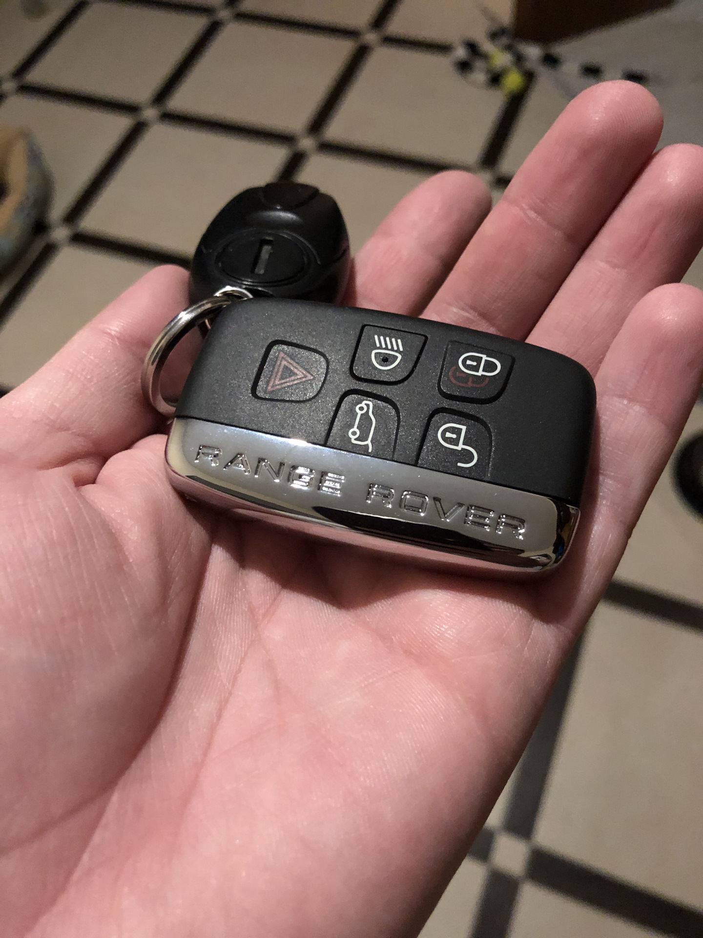 Теперь у меня Range Rover с AliExpress — Land Rover Discovery IV, 3 л ...