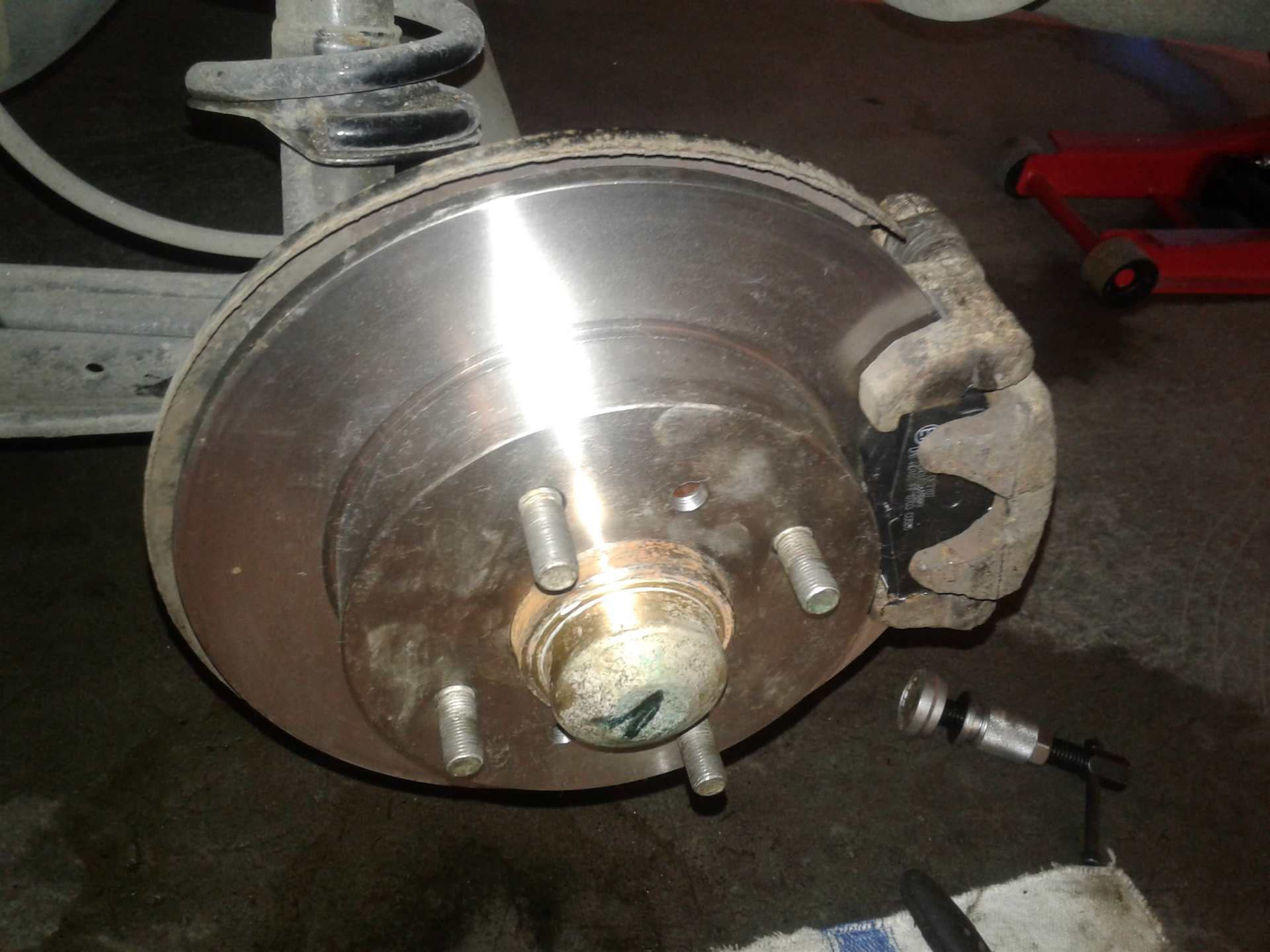 Rear brake discs & pads. — Nissan Primera (P11), 2 л, 1998 года ...