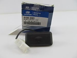 Кнопка открывания багажника — Hyundai Elantra (5G), 1,6 л, 2013 года ...