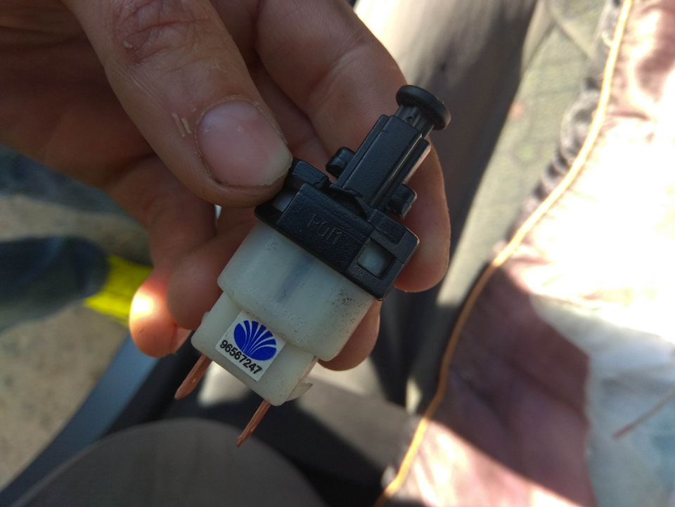 96567247 Выключатель стоп-сигнала GM | Запчасти на DRIVE2