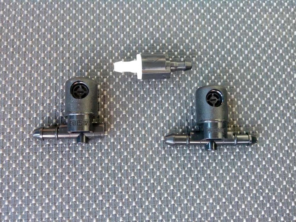 Веерные форсунки. — Opel Corsa D, 1,2 л, 2007 года | аксессуары | DRIVE2