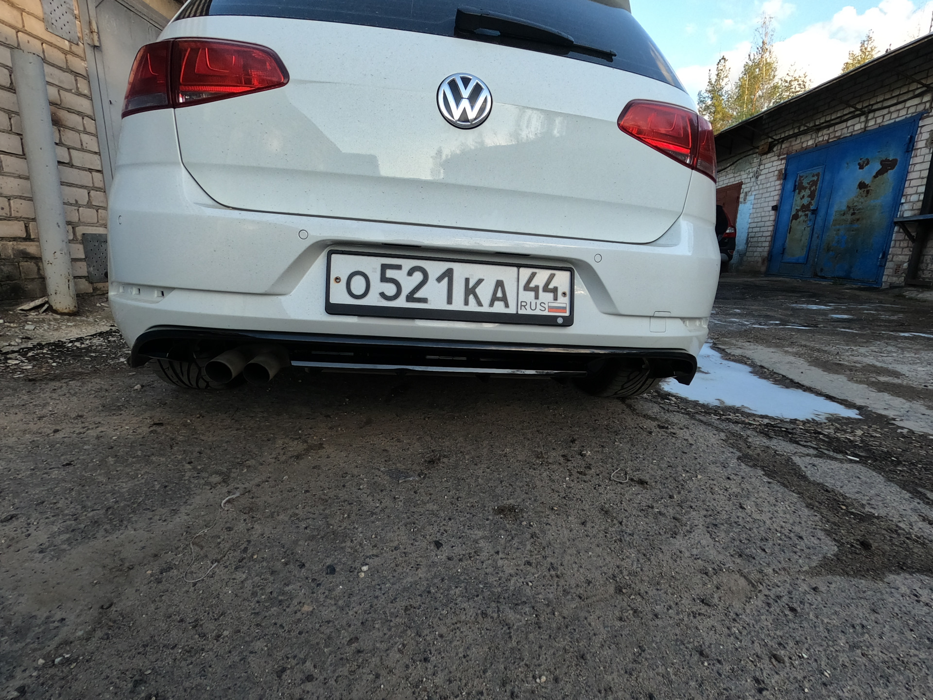 #6 Задний бампер МК7.5 R — Volkswagen Golf Mk7, 1,4 л, 2013 года ...
