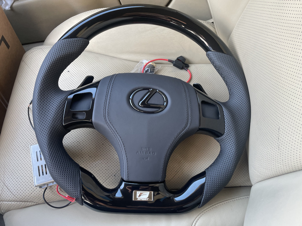 Руль с костями и подогревом, деревяшки, ручка АКПП — Lexus IS II, 2,5 л ...