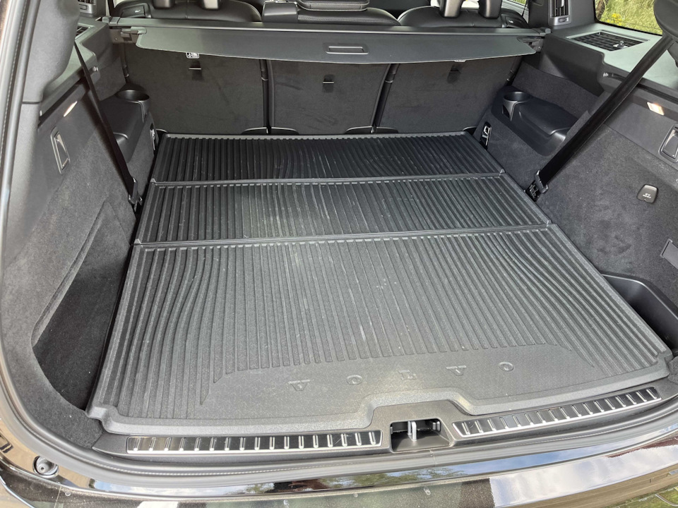 Коврик в багажник из литой пластмассы — Volvo XC90 (2G), 2 л, 2022 года ...