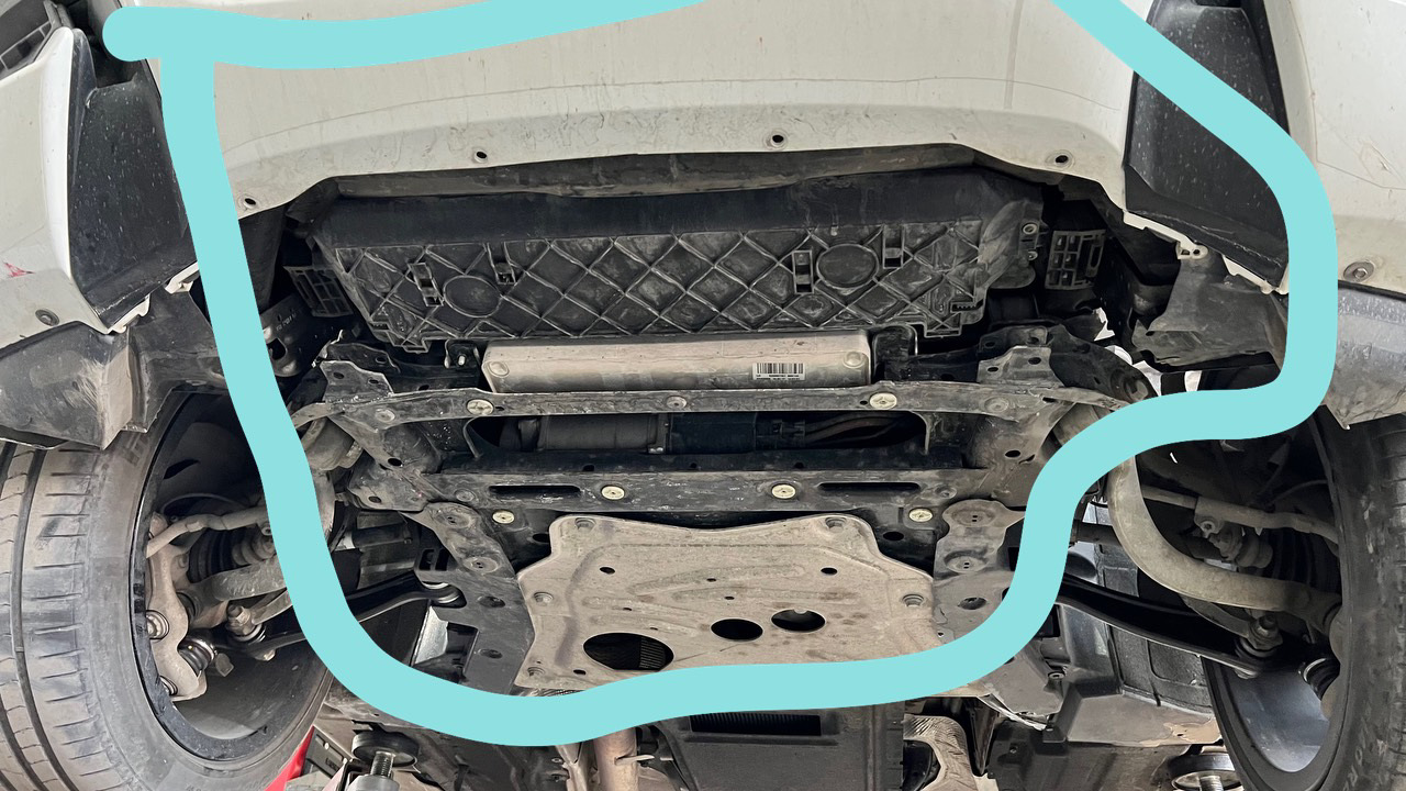 Устранил дефекты по экстерьеру — ремонт бампера, защита днища, бордюрка ...