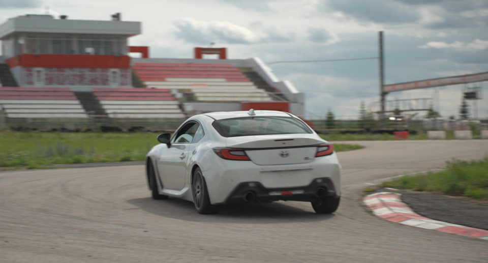 Автодром "Вираж" в Белгороде — Toyota GR86, 2,4 л, 2021 года | покатушки | DRIVE2