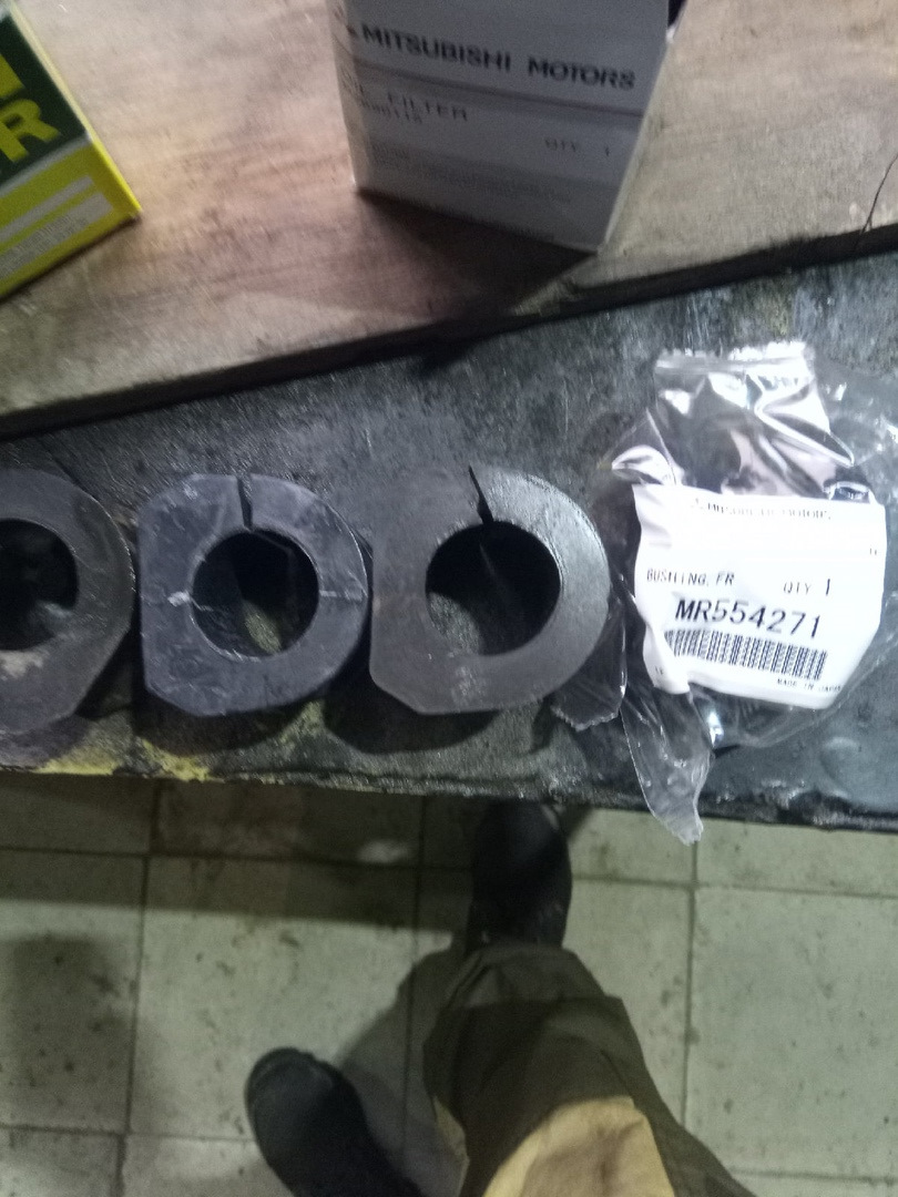MR554271 Втулка стабилизатора Mitsubishi | Запчасти на DRIVE2