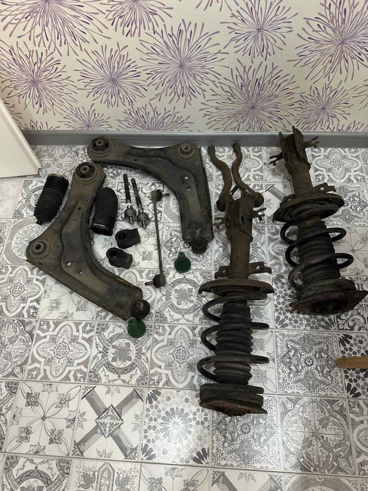 Подвеска передняя Рено лагуна 3 на Renault Laguna III. | 70 $ в городе ...