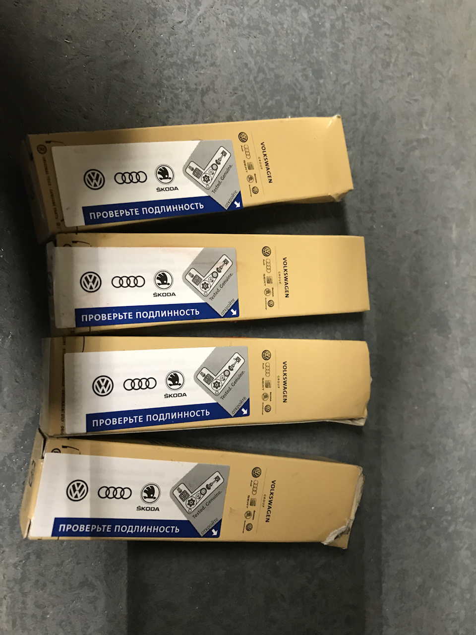 Замена свечей зажигания. — Skoda Octavia RS A7 Mk3, 2 л, 2014 года ...